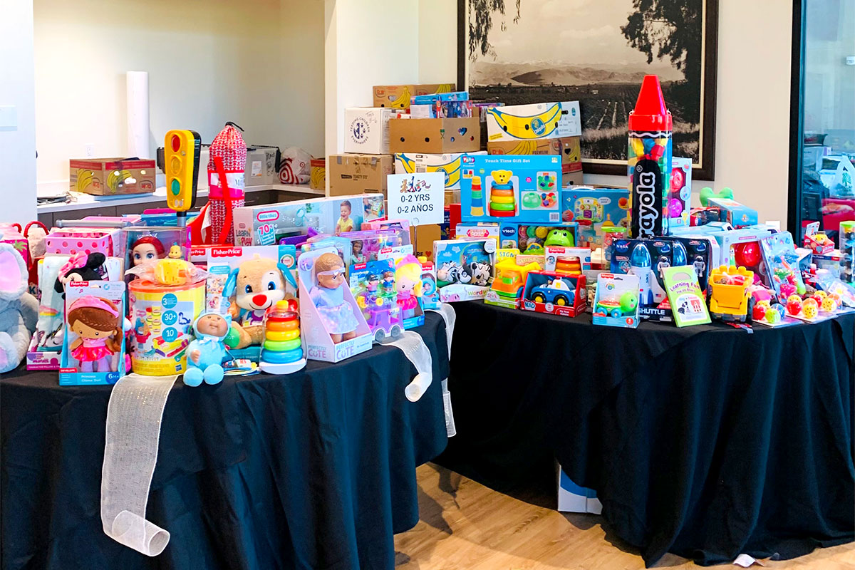 Shepherd's Pantry Christmas Toy Store - Shepherd's Pantry | Hope & A ...